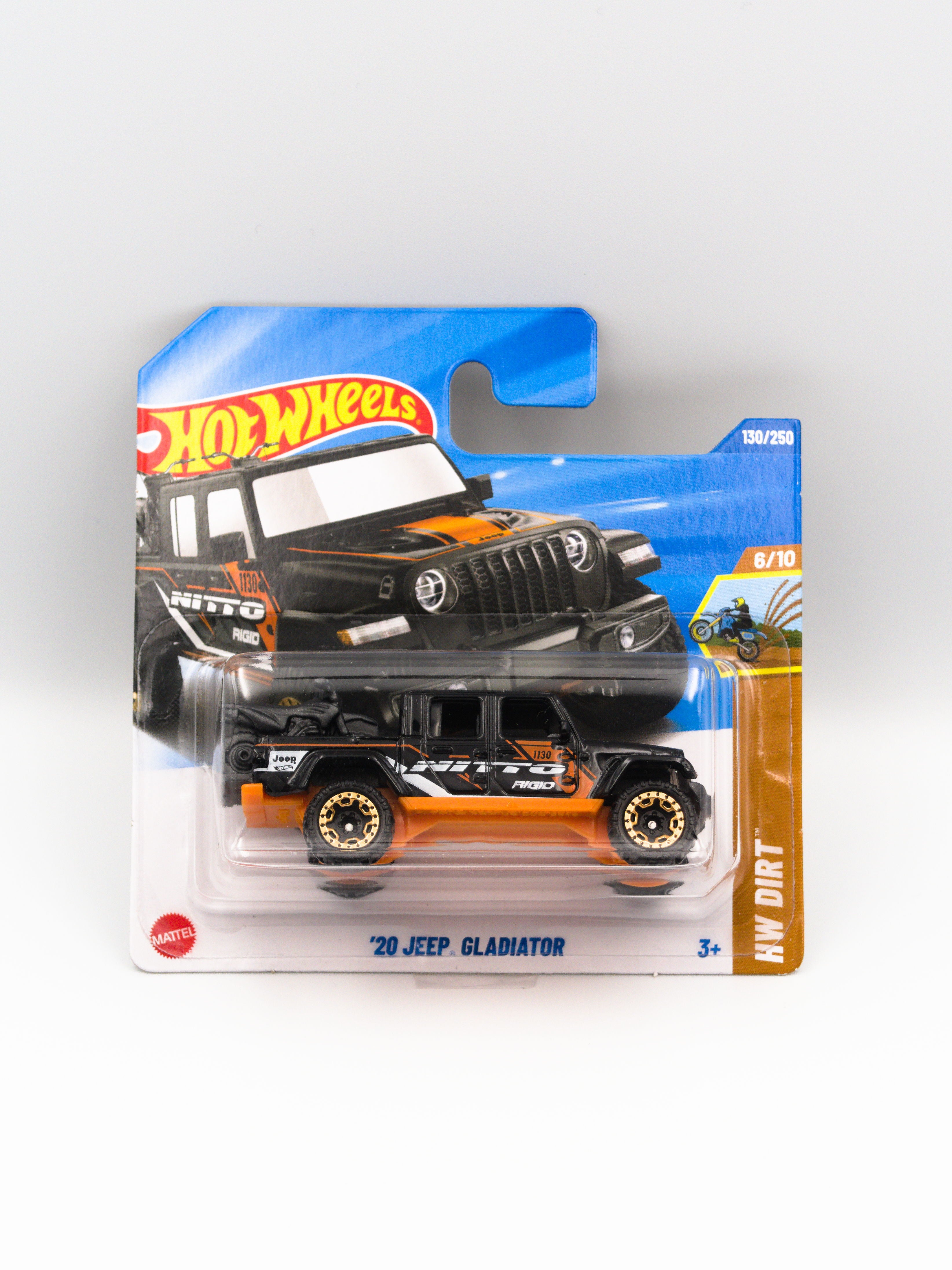 '20 Jeep Gladiator Czarny Nitro – Skalper